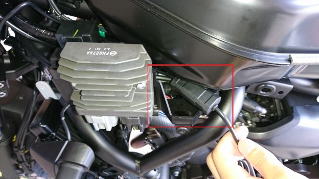 MT-07 USB電源を付けた | 徒然にくさぐさに